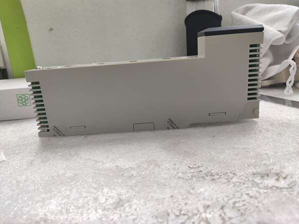 140DRC83000 Schneider 模块 - 深圳长欣自动化设备有限公司