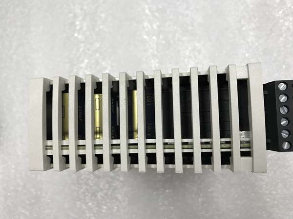 TCSESM043F1CU0 Schneider 模块 - 深圳长欣自动化设备有限公司